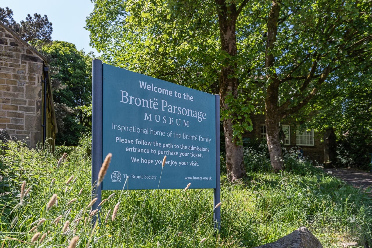 Brontë Parsonage Museum | Haworth Photography | Children Models